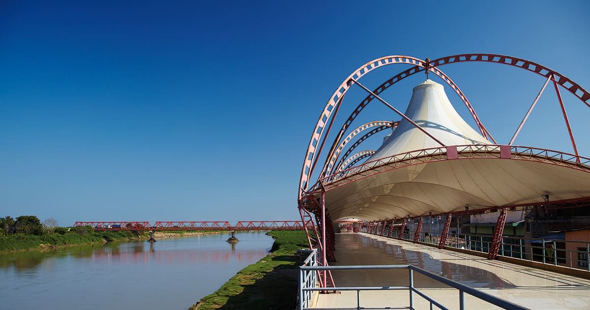 Pasajes y vuelos baratos a Tumbes | LATAM Airlines