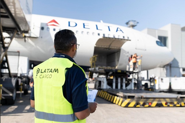 Grupo LATAM e Delta Cargo anunciam primeira fase de expansão de rede ...
