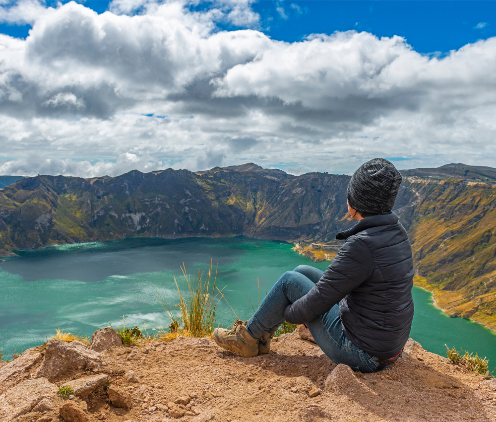 Quilotoa Volcano: a spectacular view and a colorful lagoon