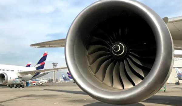 Mantenimiento de los motores de los aviones | LATAM Airlines